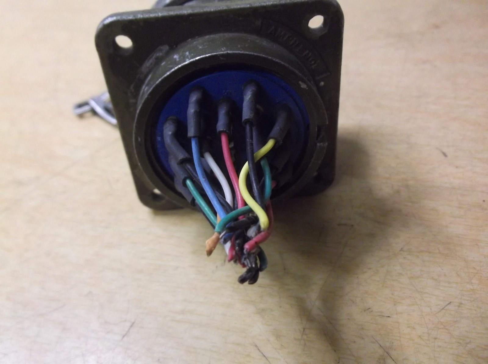 Amphenol MS25043-280 Circular Connector w/ Chain and Cap *FREE SHIPPING ...