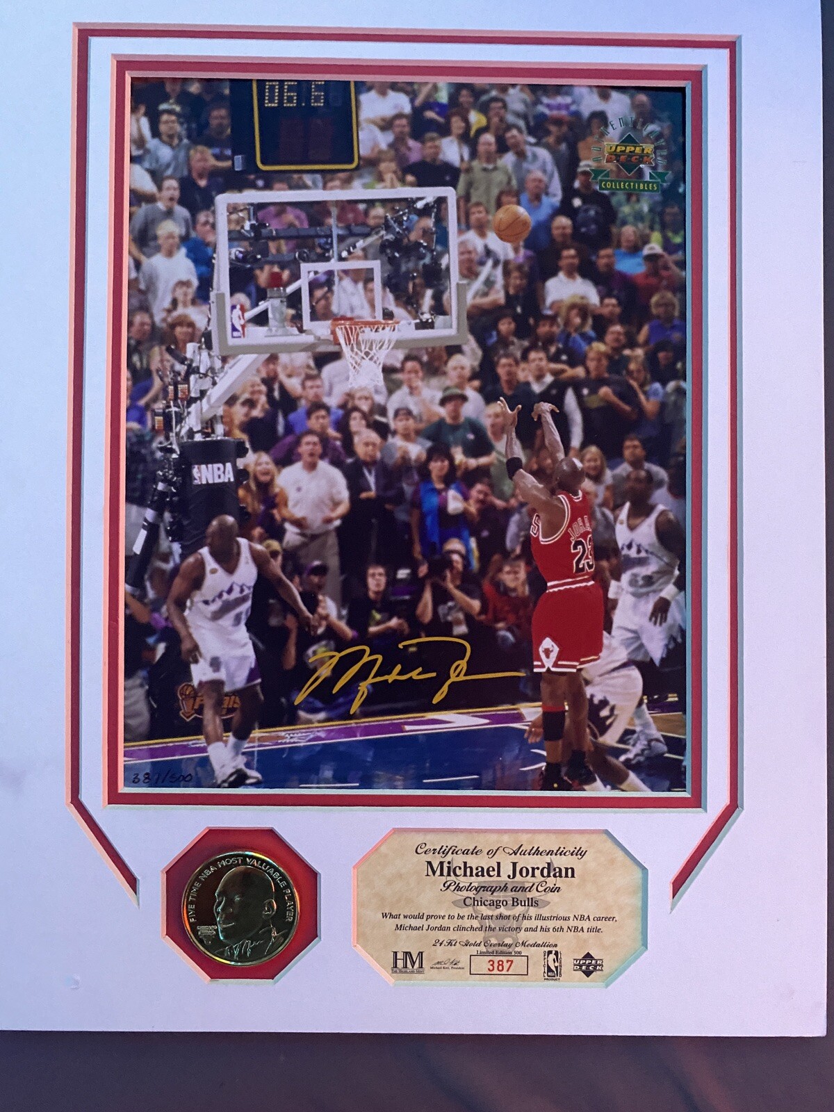 AUTHENTIC Autographed MJ “Final Shot” Picture | eBay