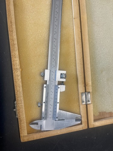 manual vernier caliper (stainless), 0–200 mm / 0–8 in capacity, in the ...