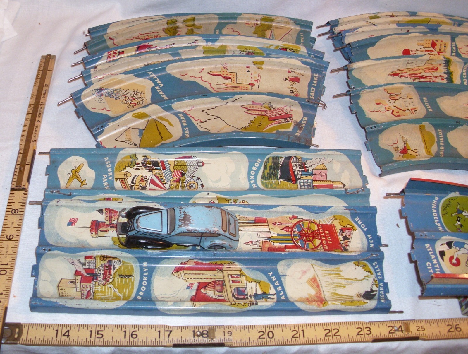MARX 1933 CHICAGO WORLD FAIR STREAMLINE SPEEDWAY SET TIN WIND UP TOY ...