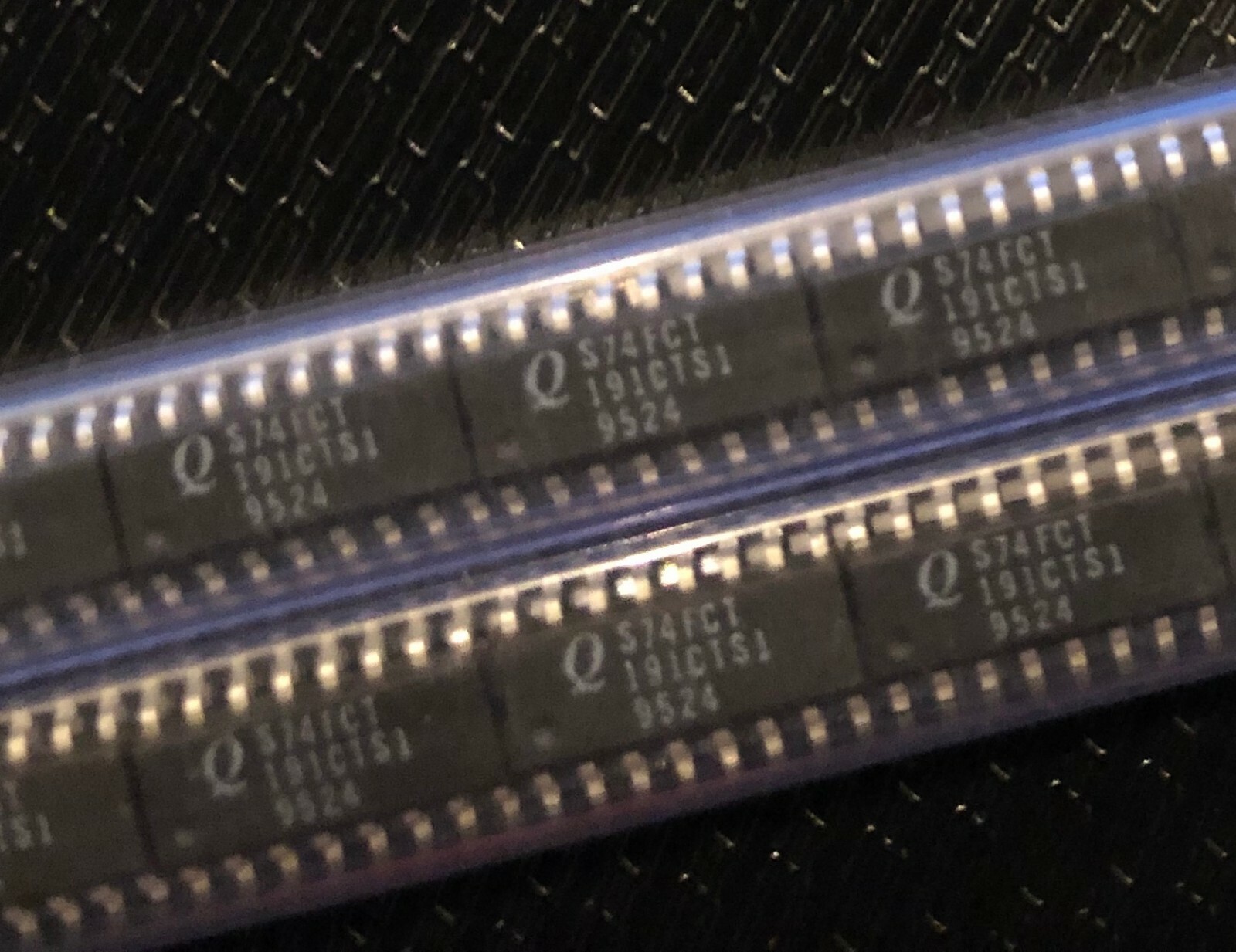 QS74FCT191CTS1 Binary Counter Synchronous Bidirectional CMOS PDSO16 NEW ...