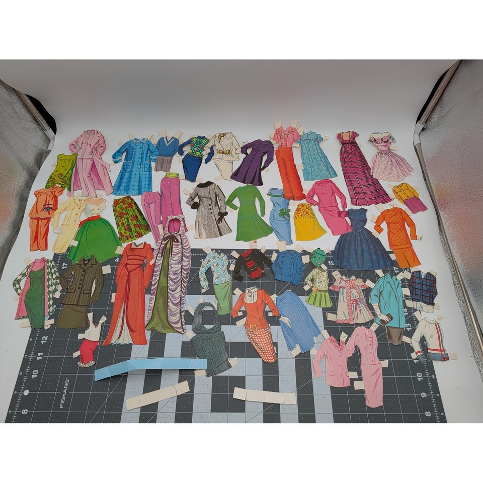 Paper Dolls Lot Vintage Munsters Wedding Patty Duke Barbie Outfits Doll ...