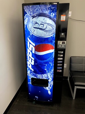 Beverage & Snack Vending - Dixie Narco 276
