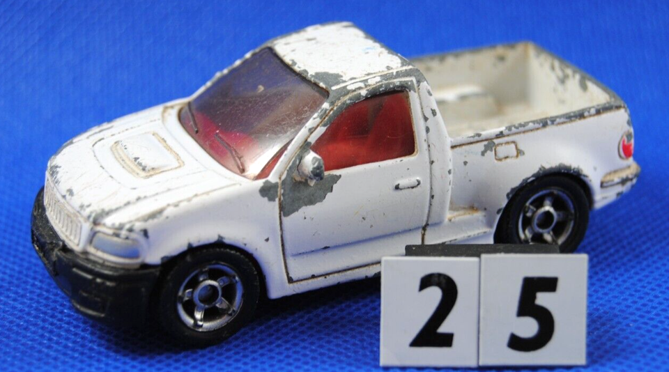 Various SIKU FIRE POLICE DINGHY HELICOPTER HUMMER JEEP CJ-5 CAR HORSE ...