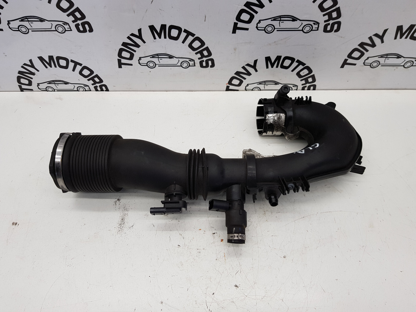 2018 MERCEDES GLA CLASS X156 1.6 PETROL AIR INTAKE PIPE OEM A2700901029 ...