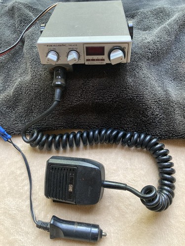 Realistic TRC-415 CB Radio 40 Channel With Microphone Cigarette Lighter ...