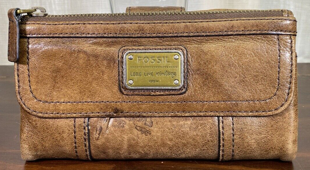 FOSSIL Long Live Vintage 1954 Soft Brown Lambskin Emo… - Gem