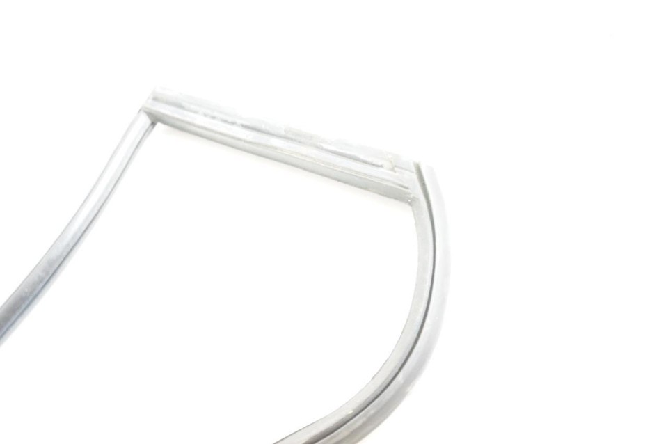 BMW E30 Sedan Rear Left Driver Fixed Window Glass Weather Seal 84-91 ...