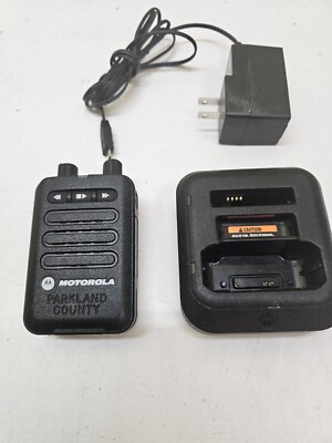 Motorola Minitor VI 406-430 MHz UHF Fire EMS 5 Channel Pager w Charger ...