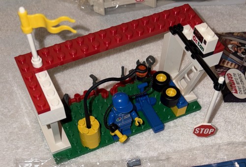LEGO CLASSIC TOWN 6467 POWER PITSTOP PLUS PARTS TO 6432 6327 + EXTRA ...