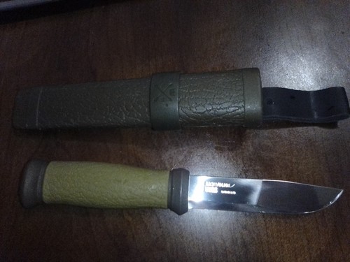 Morakniv 10629 Green Mora Outdoor 2000 Fixed Blade Knife + Sheath | eBay