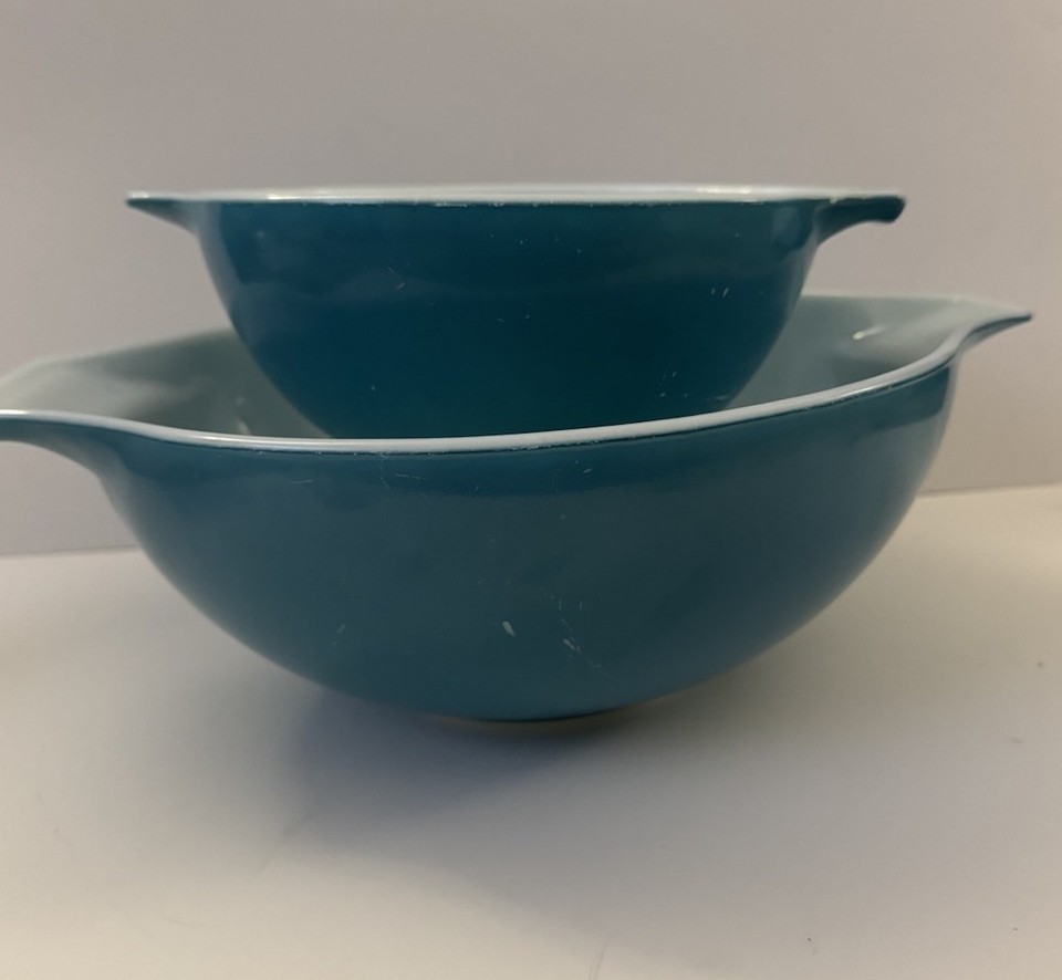 Vintage Pair Of Pyrex Horizon Blue 4 Qt Cinderella Mixing Bowls, 444 ...