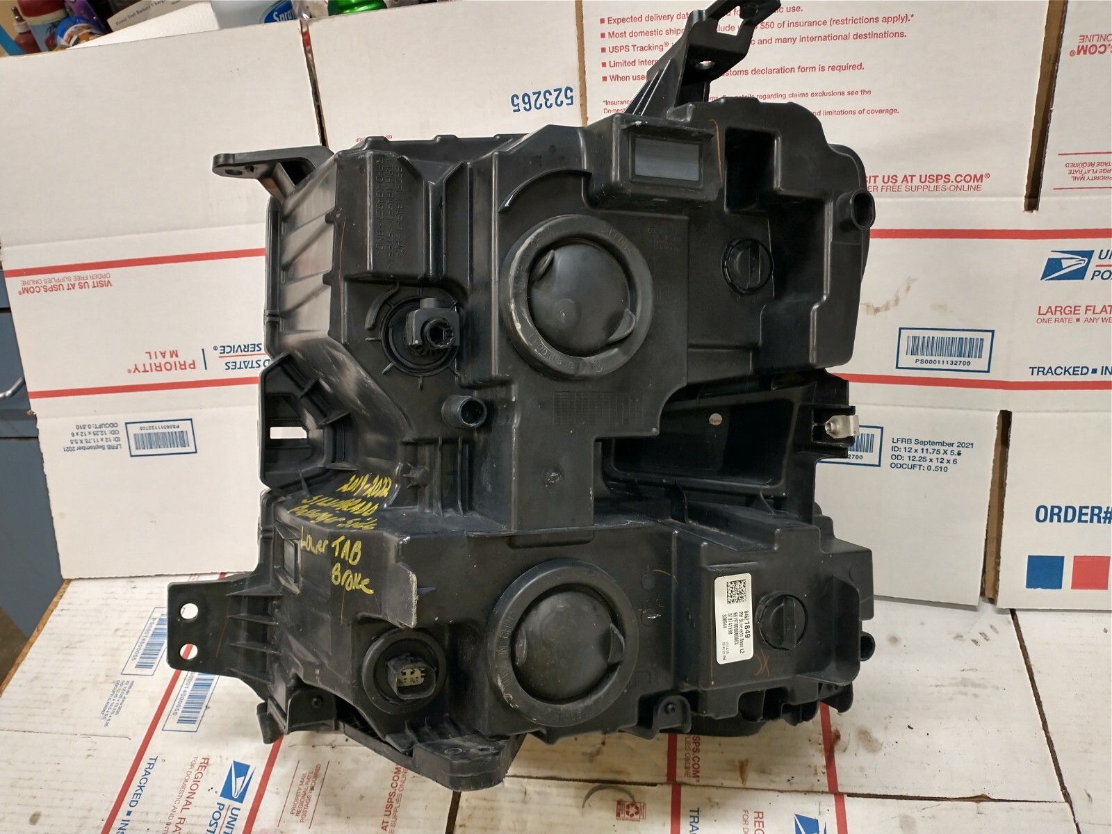 OEM 2019 2020 2021 CHEVROLET SILVERADO 1500 HALOGEN HEADLIGHT RH READ ...