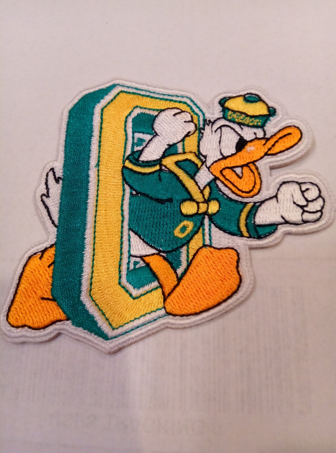 The University Of Oregon DUCKS Vintage Embroidered Iron On Patch 3" X 3 ...