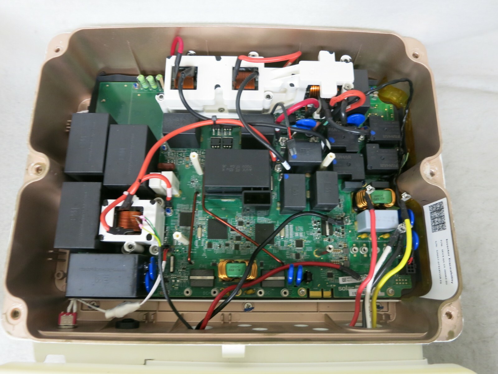 Solaredge SE3800H-US HD Wave Grid Inverter 3800W (Parts/Repair) | eBay