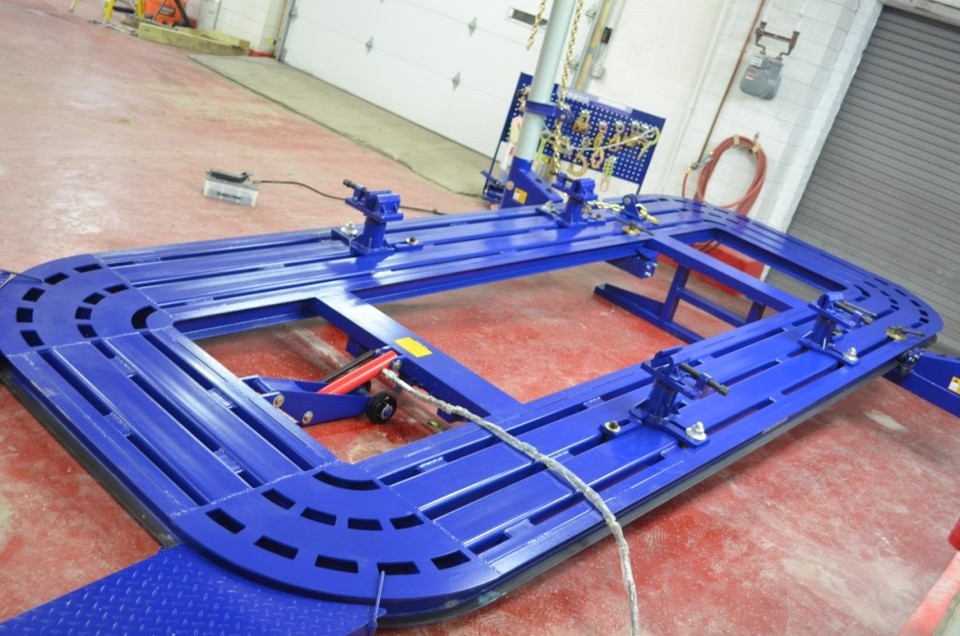 FREE DELIVERY NEW 22 FEET 4 TOWERS AUTO BODY SHOP FRAME MACHINE ...