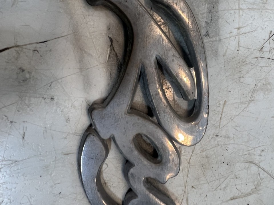 90 Sea Ray Sundancer 310 Boat logo emblem | eBay