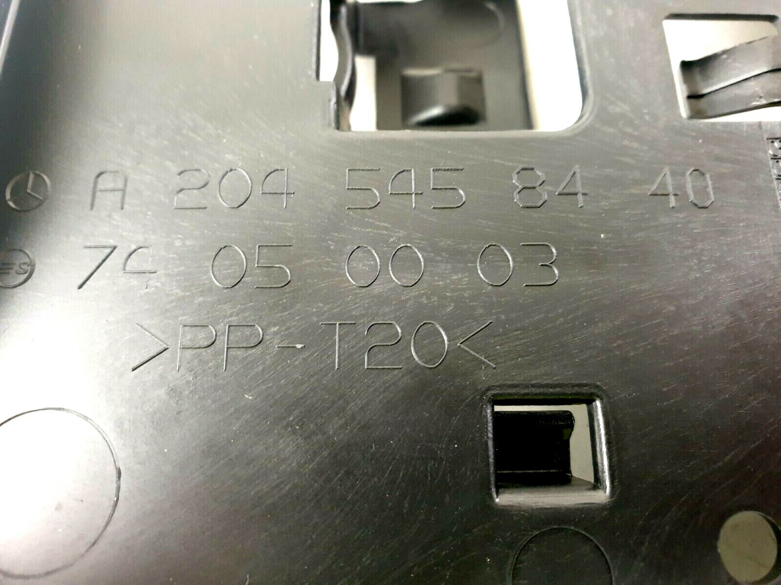 MERCEDES E-CLASS W207 COUPE FACELIFT / UPPER BOOT BRACKET - A2045458440 ...