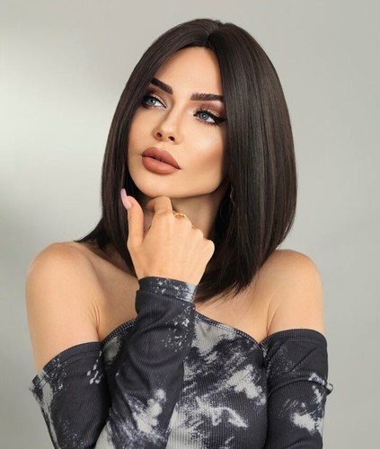 Women's Black 12 Inch Straight Synthetic Shoulder Length Hair Fashion ...