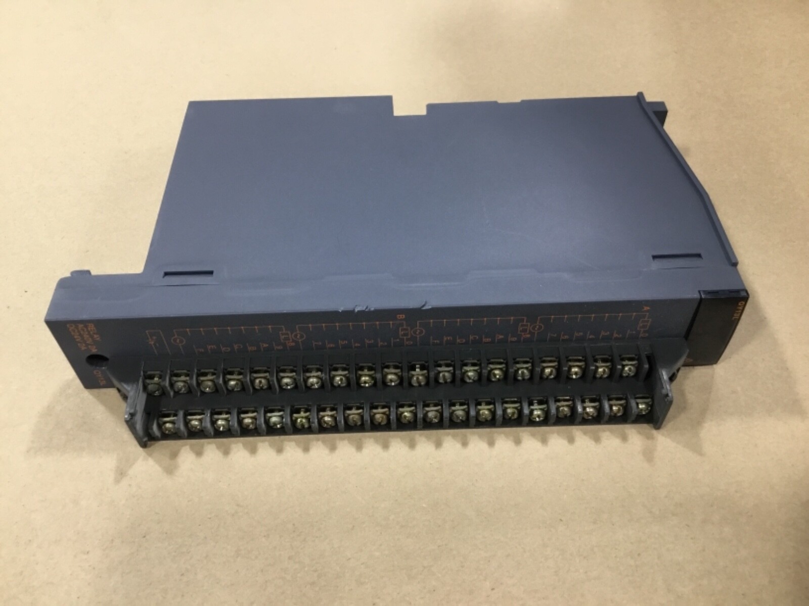 Mitsubishi Melsec-Q QY13L Output Unit Module #09T10 | eBay