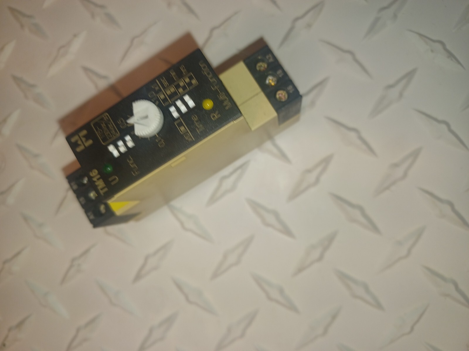 HIQUEL MULTI VOLTAGE/FUNCTION TIMER TM16 | eBay