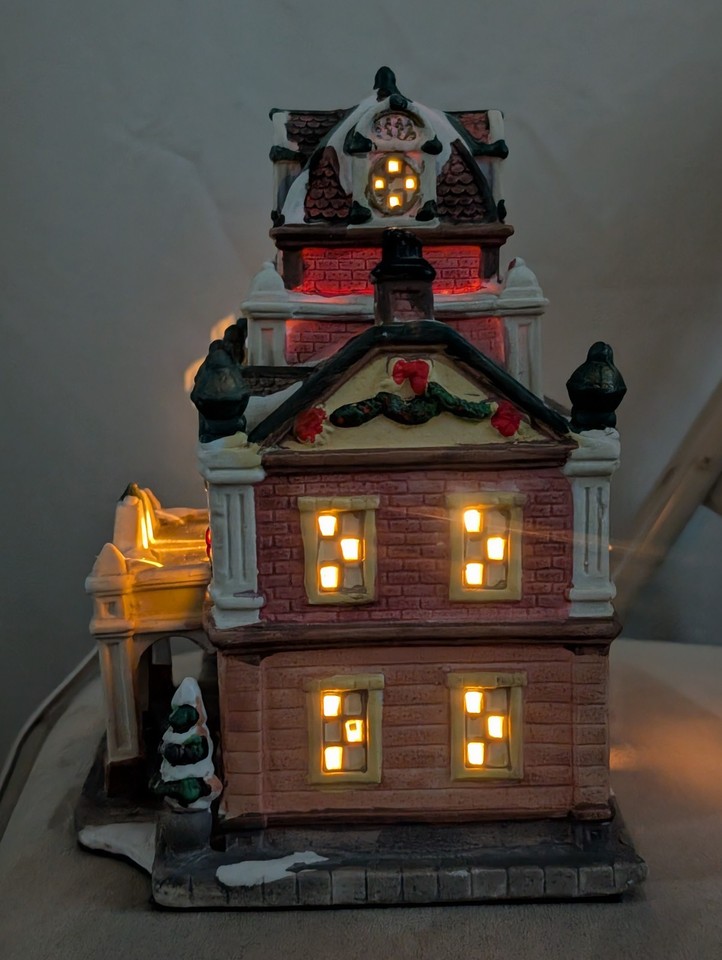 Holliday Collection Village Porcelain Lighted TRAIN STATION | eBay