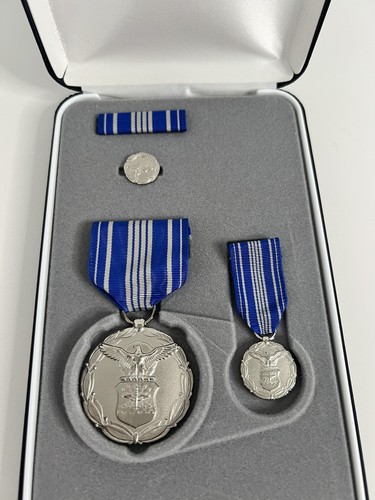 U.S. Air Force Civilian Achievement Medal Box Set Of (3) Unissued | eBay