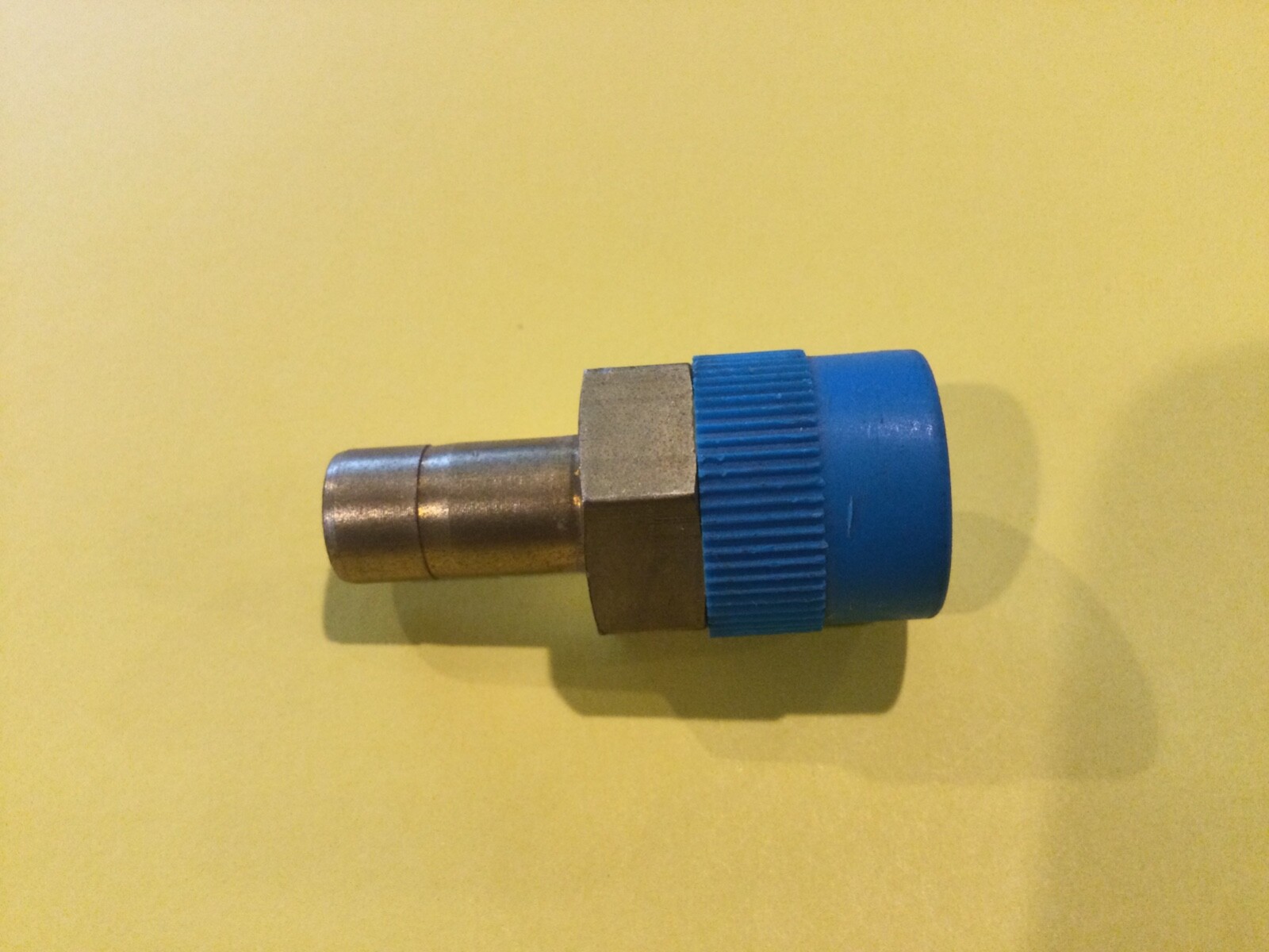 NEW SWAGELOK B-6-TA-1-6 3/8"Tube x 3/8" MNPT Brass Tube Adapter FreeUS ...