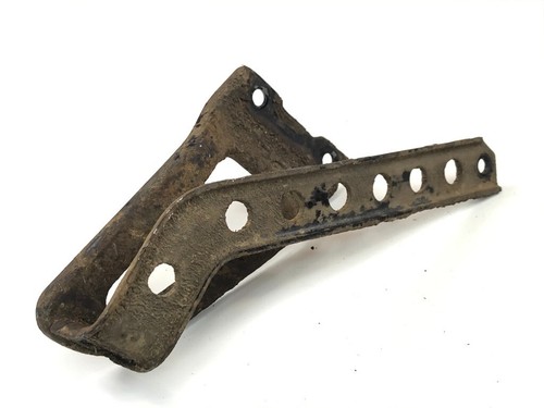 83 Yamaha XT250 XT 250 OEM Lower Rear Chain Guard Bracket 6-D | eBay