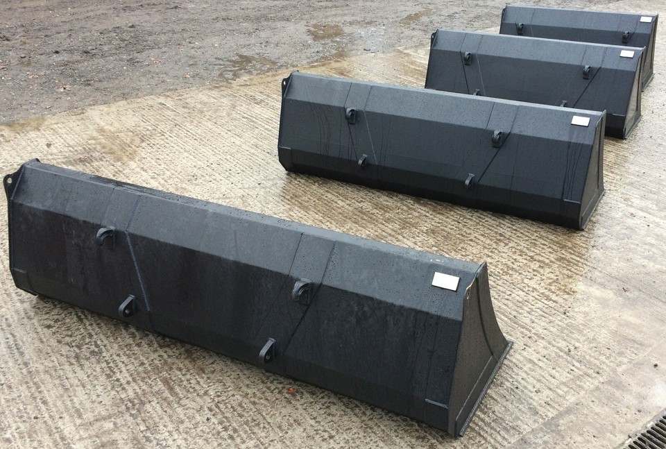 NEW EUR0 8 TRACTOR QUICKE LOADER BUCKET , grab , fork , loader , spike ...