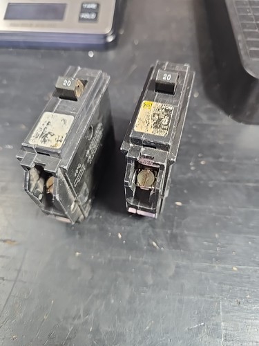 Square D 20 Amp One-Pole Circuit Breaker HOM120, Homeline Breakers 120/ ...