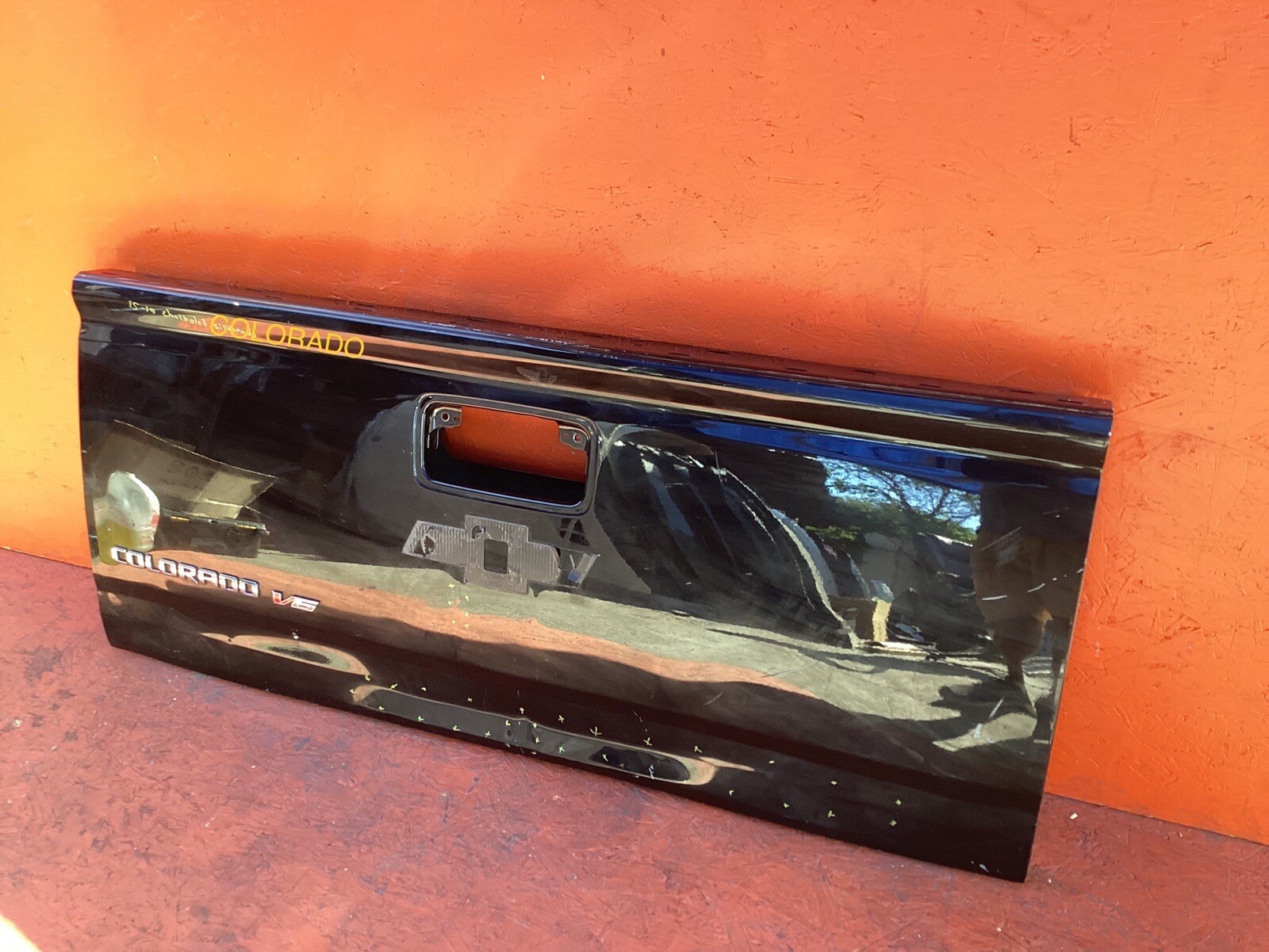 2015 2016 2017 2018 CHEVY COLORADO TAILGATE OEM USED | eBay