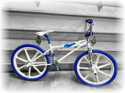 SE Racing White Quadangle 24" BMX Bike reissue 2016 White/Blue ...