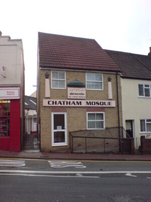 Photo 6x4 Chatham Mosque, Chatham Hill Gillingham/TQ7767 This is near ...