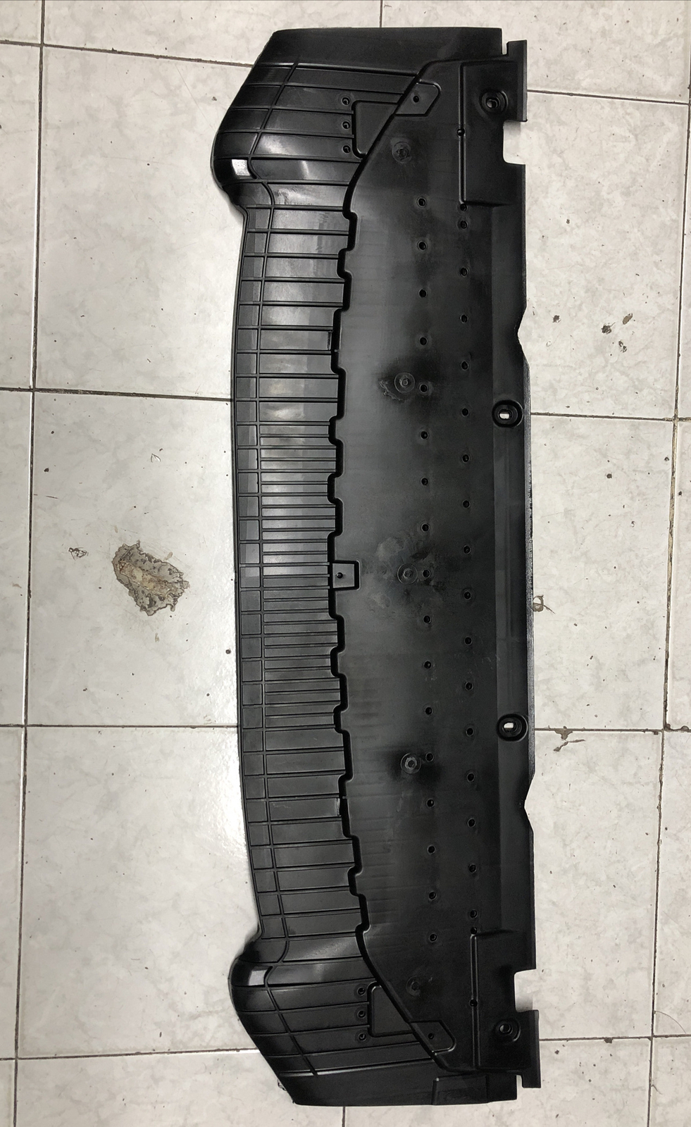 Belt Guard Under Bumper Front Audi A4 8K0807233 | eBay Australia