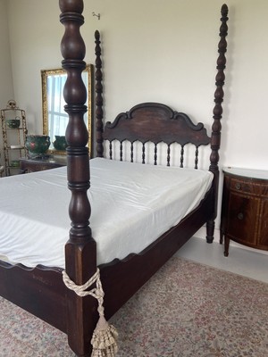 Beds & Bedroom Sets - Spool Bed