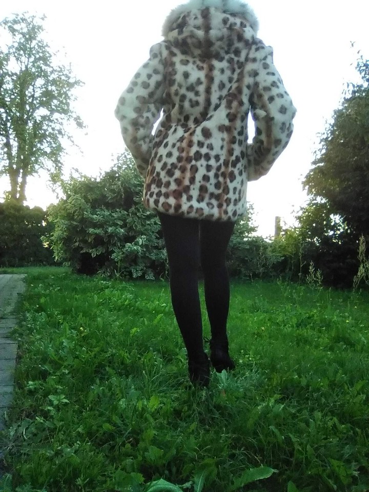 Rabbit fur jacket with hood Rabbit fur jacket with leopard print Size ...