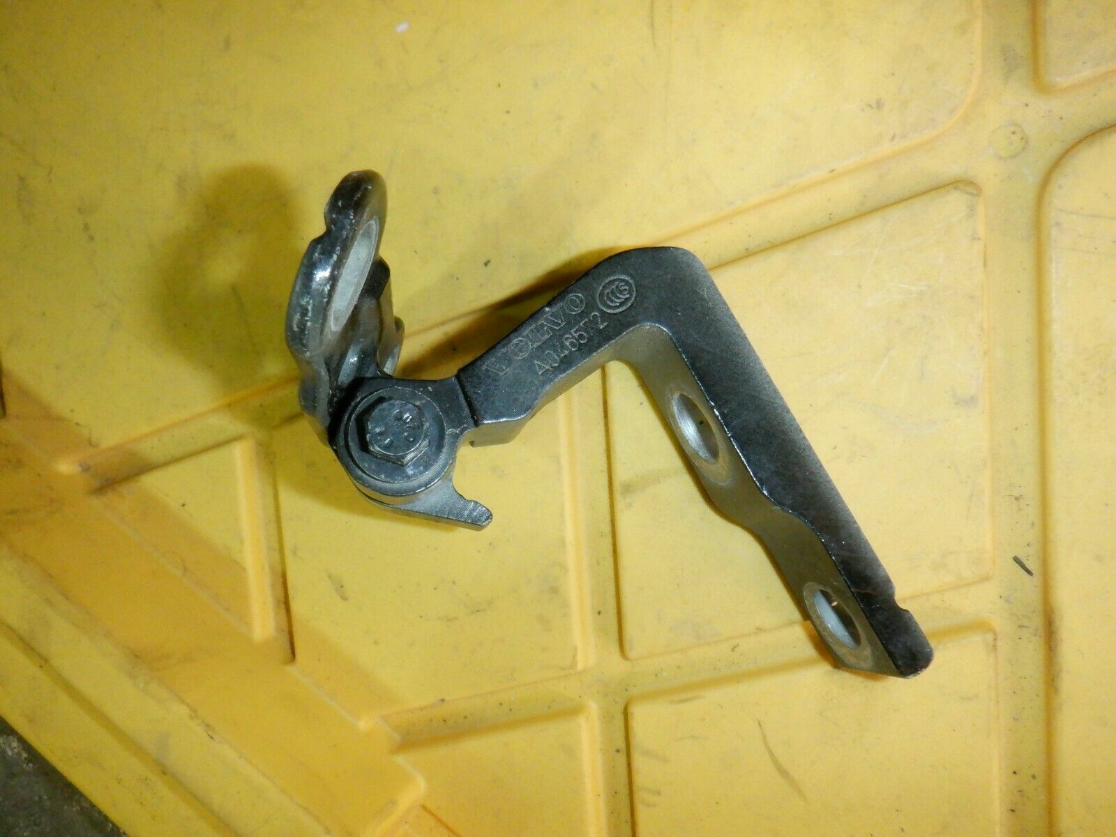 Genuine Volvo Left Front Upper Hinge 31424591 | eBay