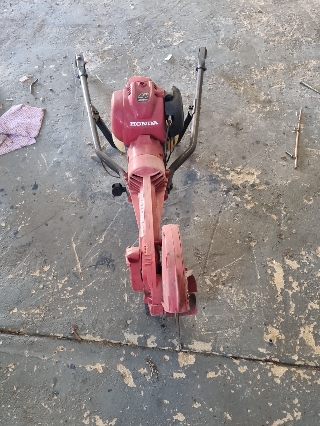 Honda Professional Atom 560 4-Stroke Lawn Edger Honda GX35 Engine (Pre ...