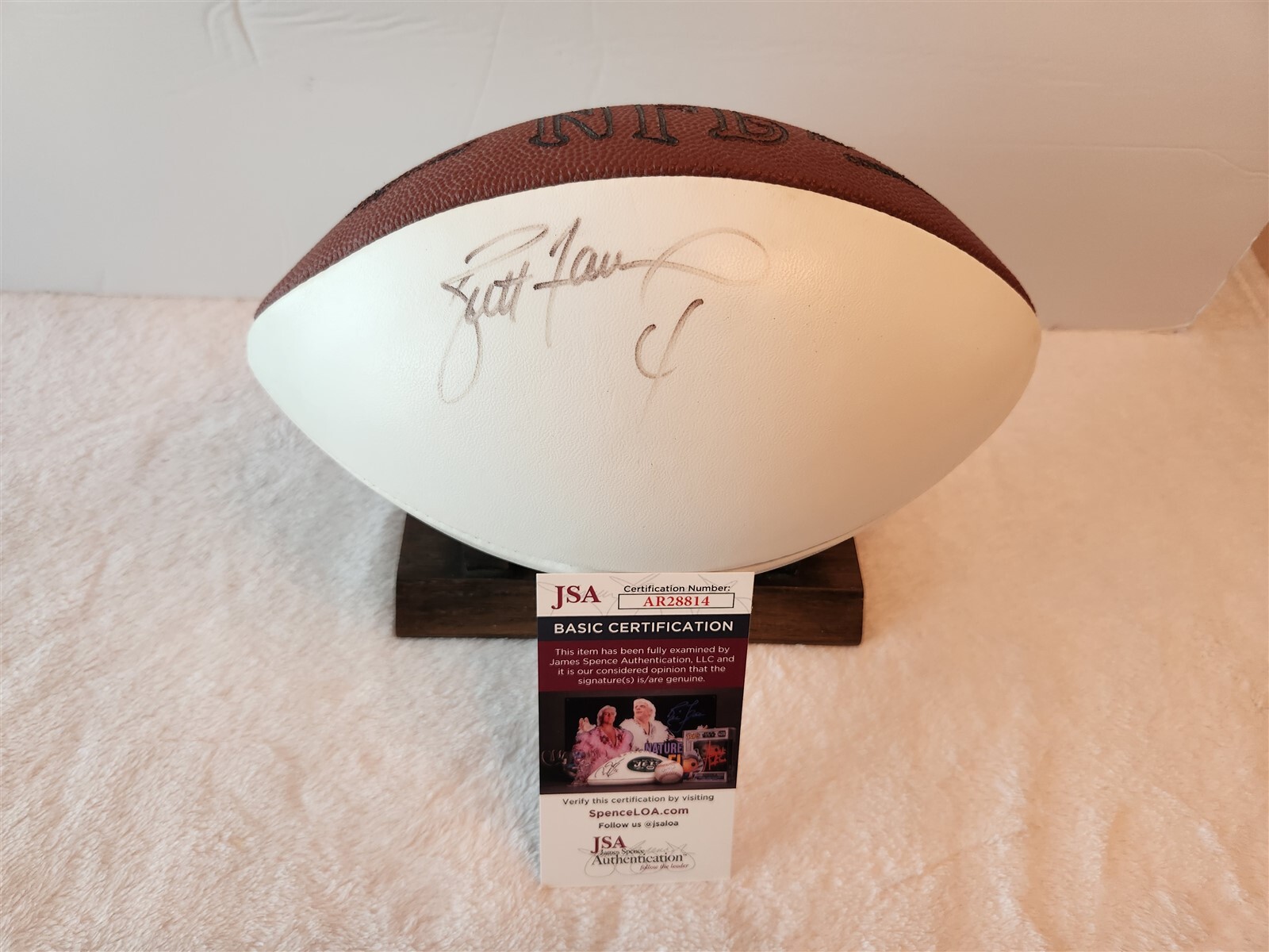 Brett Favre | Autographed Football Memorabilia & NFL Merchandise