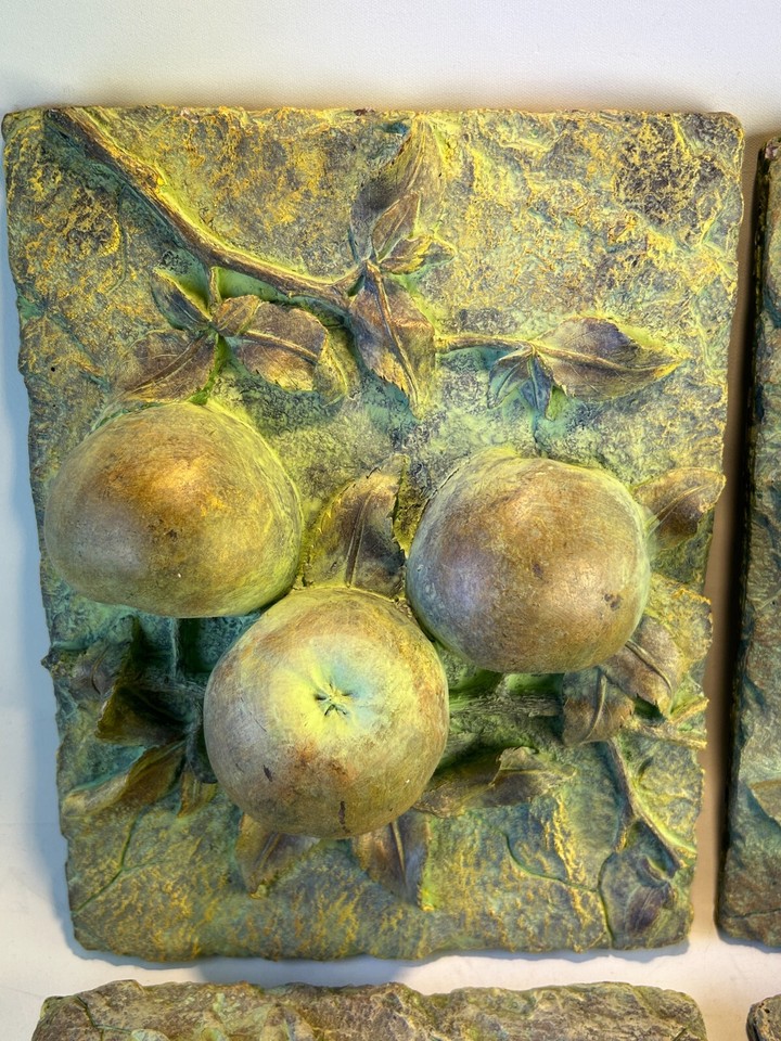 4-piece 3D Fruit Wall Plaque / Wall Hanging Art Grape, Pear, Apple,Pom ...