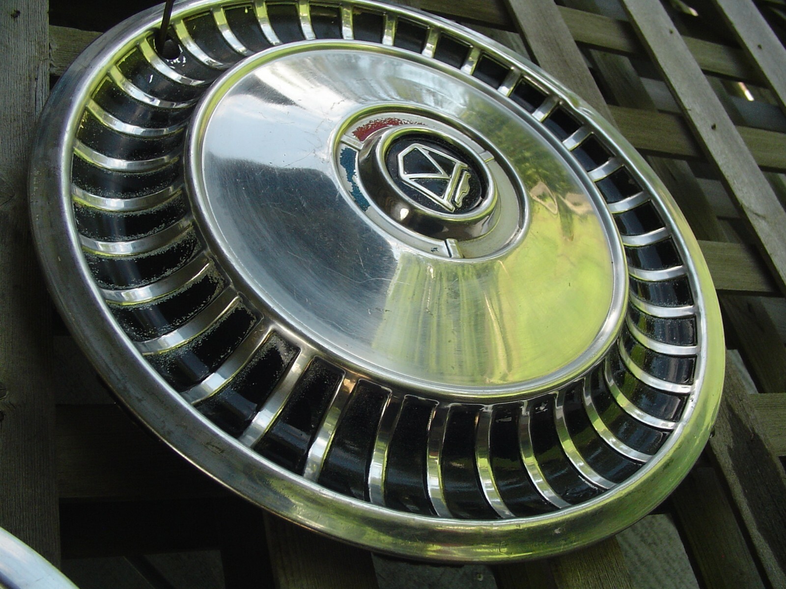 1963 63 FORD FAIRLANE HUBCAPS WHEEL COVERS CENTER CAPS ANTIQUE VINTAGE ...