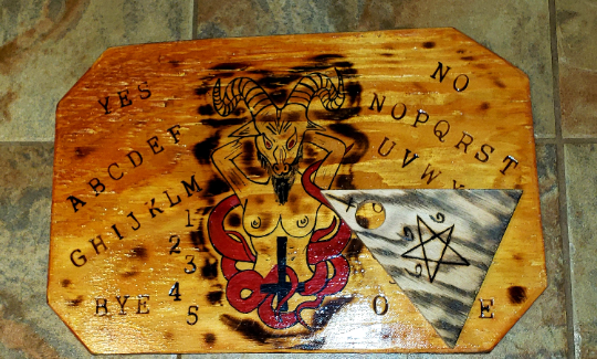 Satanic Female Demon design talking board, spirit OUIJA board. Demonic ...