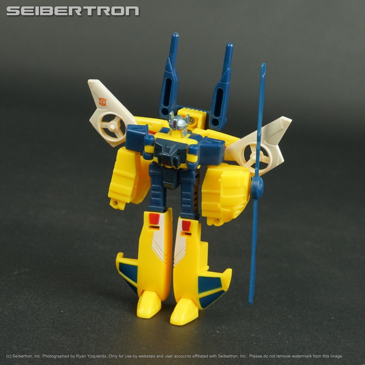 Transformadores Cybertron Evac Amazon.com: Transformers Toys Studio