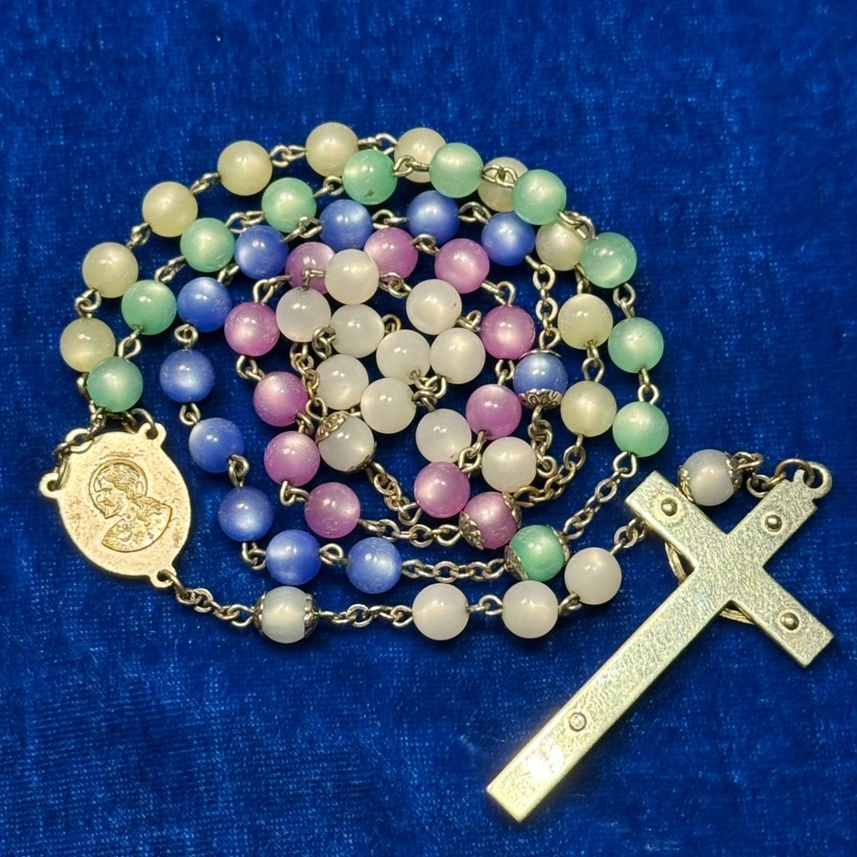 Vintage Multi-color Moonglow Lucite Bead Fulton Sheen World Mission ...