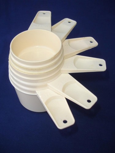 1 Set Vintage Tupperware Measuring Cups Almond Cream Nesting Stackable ...