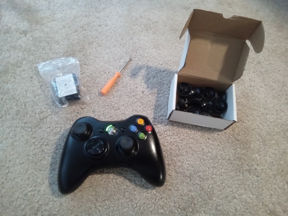 Xbox 360 S 250GB Console with three games, controller and more. Tested ...
