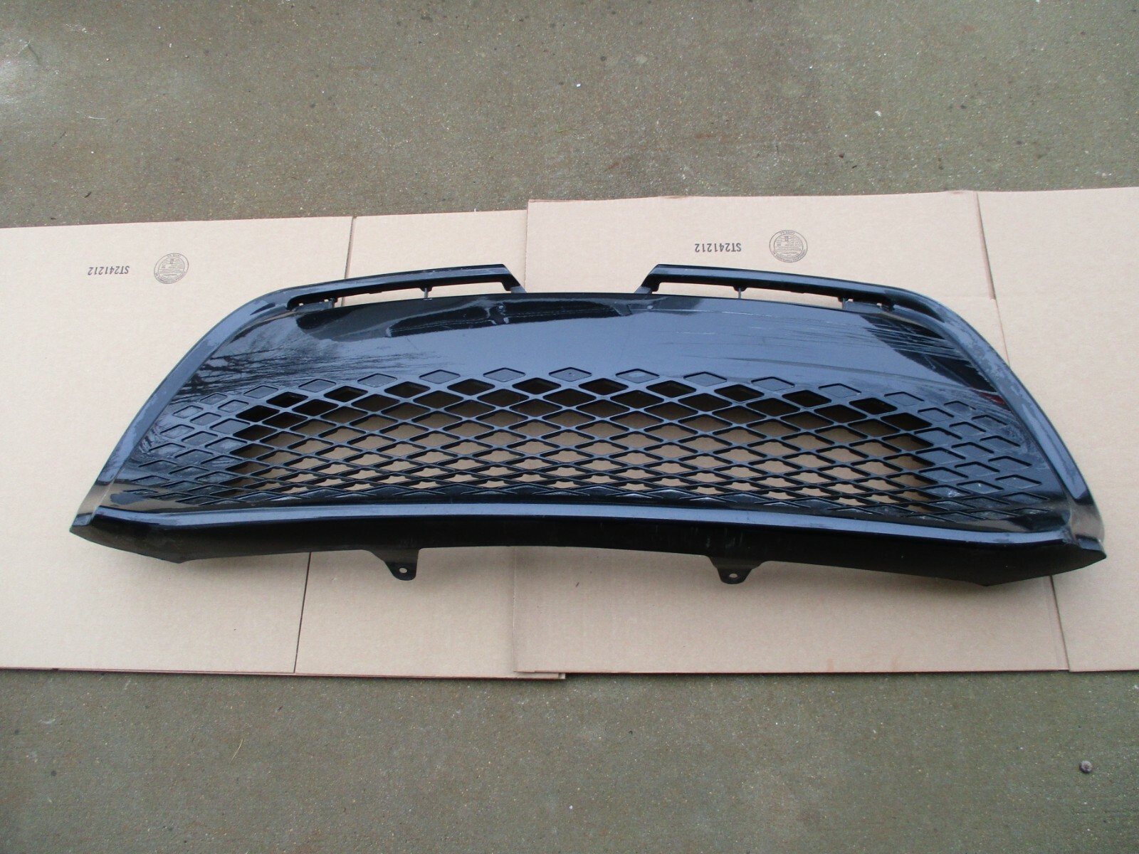 2017 2018 2019 TOYOTA COROLLA SE XSE LOWER GRILLE GRILL OEM 53112-02740 ...