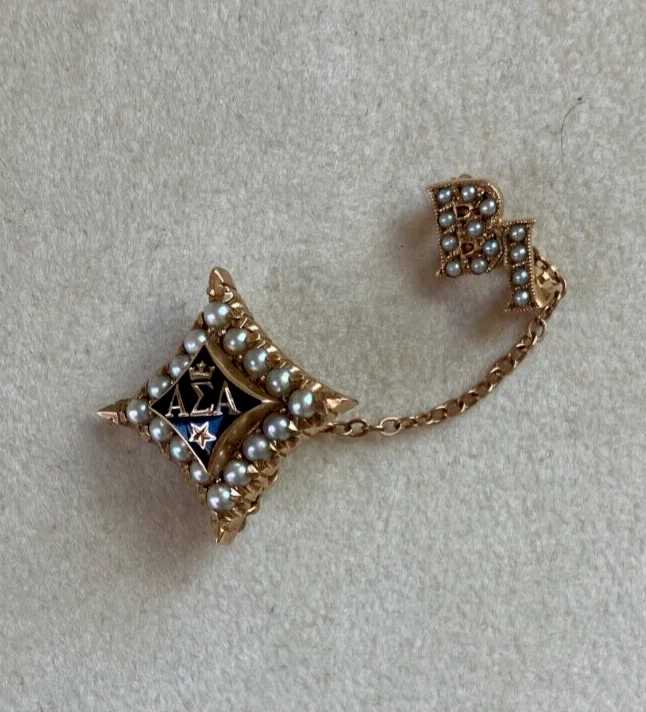 Alpha Sigma Alpha Crown