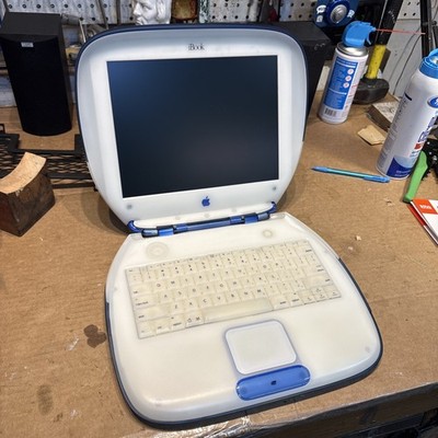 iBook G3 Clamshell Blueberry 300MHz 6GB HDD 128MB RAM for Parts Or ...